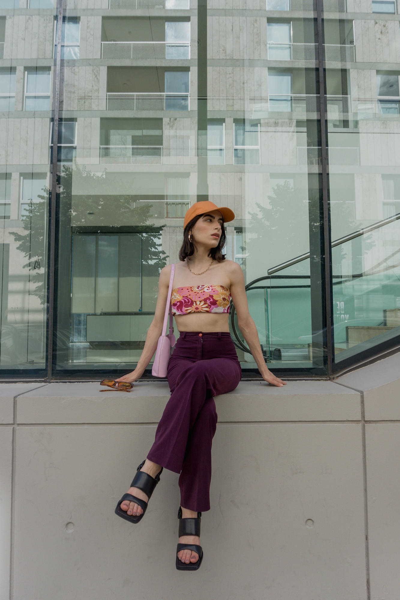 Colorful sporty chic outfit – THE BLUE EYED GAL